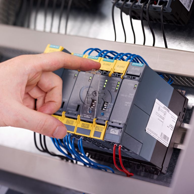 RELE DE SEGURANÇA BASICO 3NA+1NF 24VAC-DC COM MOLA - KR Soluções e ...